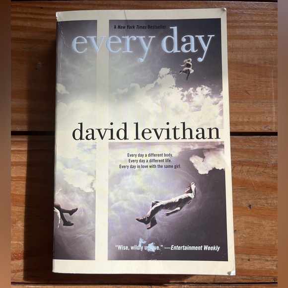 new york times | Accents | 285 Everyday Book | Poshmark